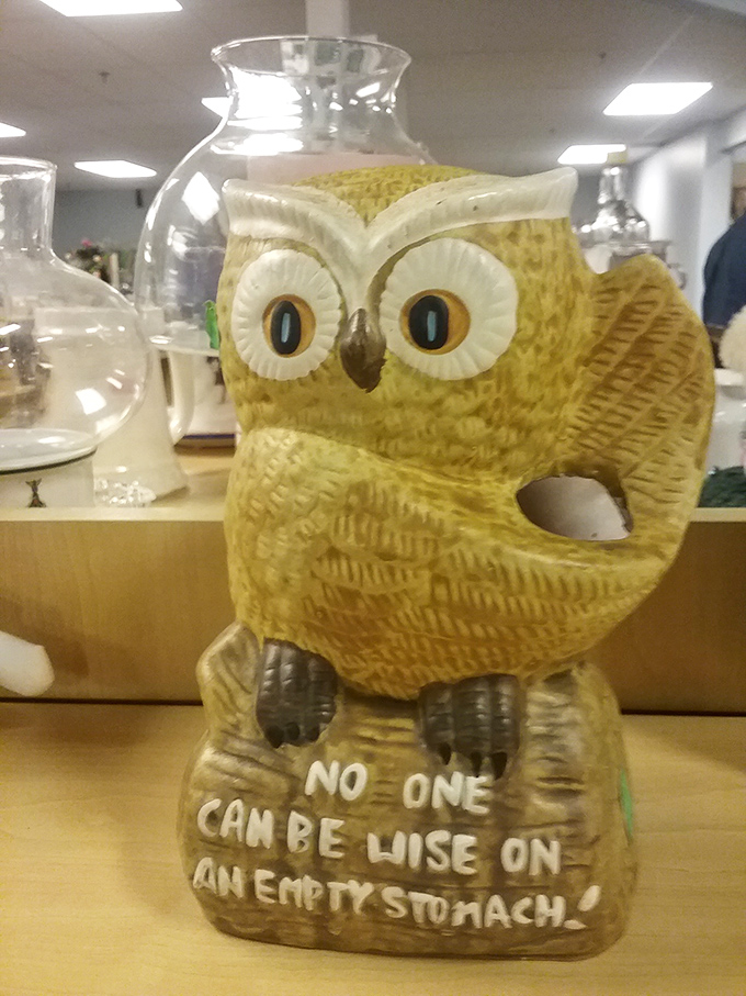 "No one can be wise on an empty stomach" proclaims this philosophical owl figurine, the kind of conversation piece that makes guests question your sanity.