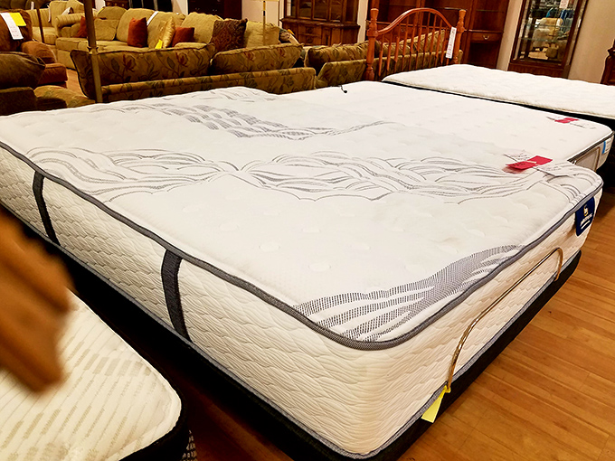 A mattress so pristine it's practically begging for a "Princess and the Pea" test drive. Sweet dreams without the nightmare prices.