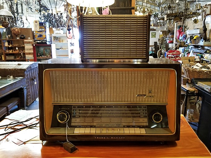 This vintage radio probably serenaded families through decades of dinners, dances, and Florida summer evenings of yesteryear.