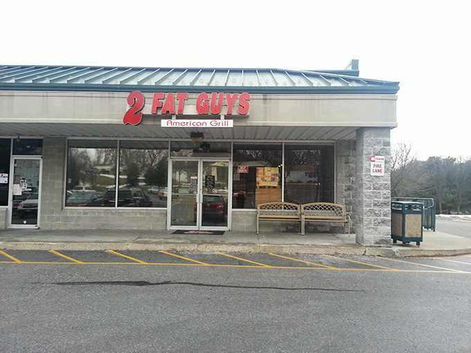2 Fat Guys doesn't hide behind fancy facades - just honest architecture for honest burgers.