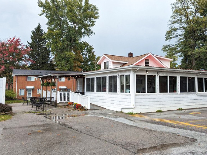 Sometimes the best pizza adventures require a little drive to charming spots like this Kirtland treasure.