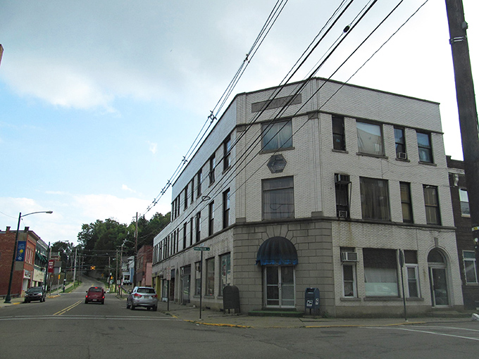 Bradford's mountain setting proves that high altitude doesn't require high rent - breathe easy!