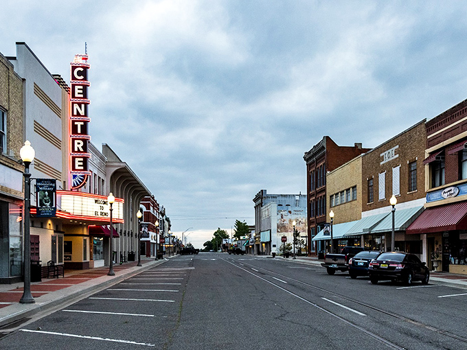 El Reno's grand buildings light up the night sky, but won't light up your credit card bill with big-city prices.