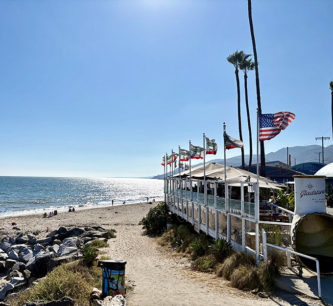 Decades of beachside tradition continue at this nautical-themed institution serving generous seafood platters.