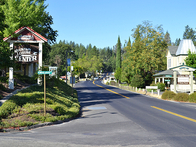 "Mountain Leisure Center" isn't just a sign&mdash;it's Groveland's entire philosophy! This winding road promises antiques, gifts, and the pace your doctor ordered.