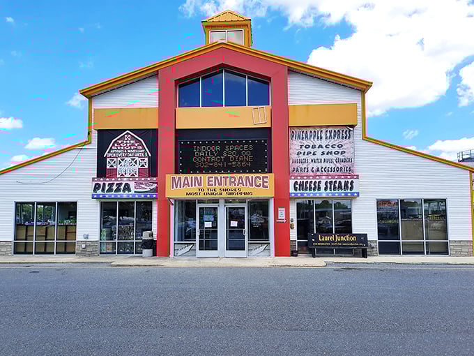 The colorful facade practically shouts "come explore" to anyone with an adventurous shopping spirit and eager wallet.