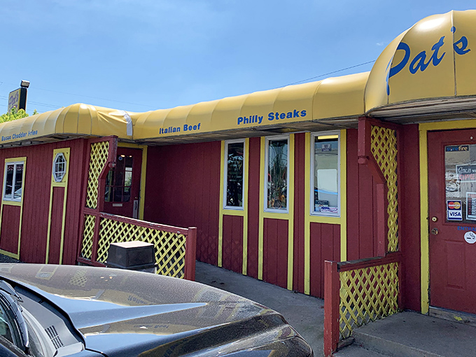 Pat's bright yellow awning and red walls make this Syracuse gem impossible to miss. Like a hot dog lighthouse guiding hungry travelers home.