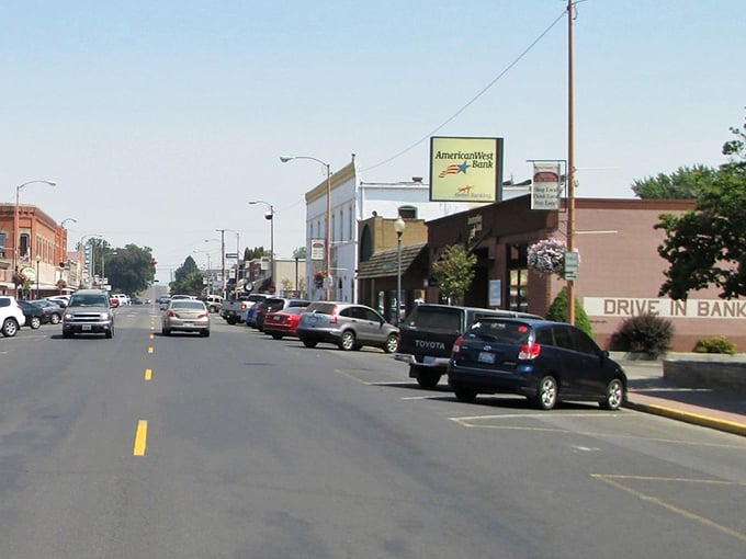 Prosser's downtown blends wine country sophistication with small-town values, like Mayberry meets Napa Valley.