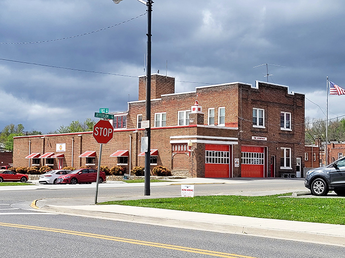 Pulaski's fire station stands ready in brick-red glory&mdash;like that dependable friend who always shows up with cookies when you're feeling blue.
