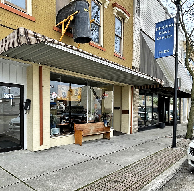 Downtown simplicity hides serious steak craftsmanship behind this unassuming Seymour storefront.