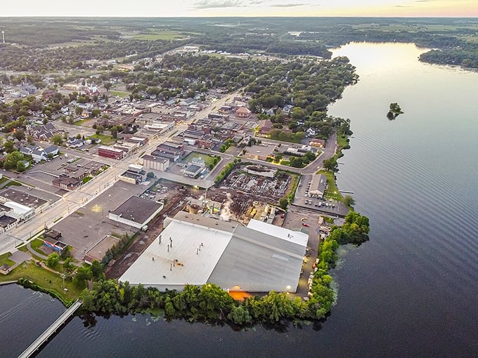 Lakeside living without the lakeside prices - this downtown delivers both charm and serious value.