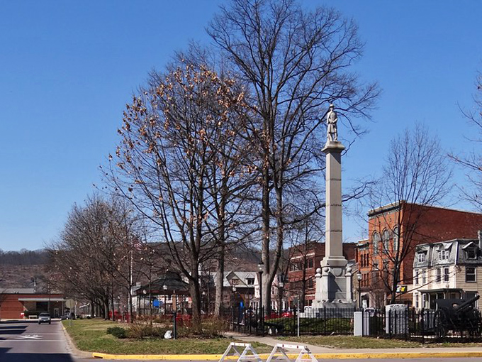 Sunbury's main street stretches toward the horizon like an invitation to slow down and stay awhile.