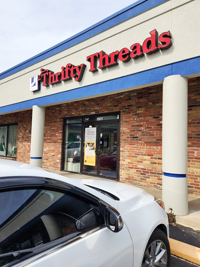 Thrifty Threads' welcoming exterior hints at the carefully curated clothing collections waiting just beyond those glass doors.
