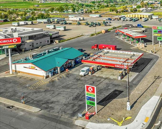 Umatilla's riverside location offers million-dollar views without the millionaire price tag - now that's a catch! 