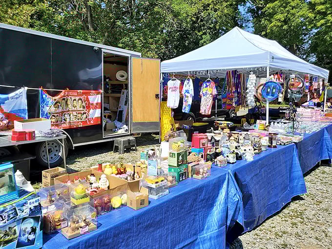 A collector's dream corner packed with memorabilia and vintage toys. Star Wars meets antique fishing lures in this time-traveling retail experience.