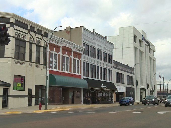 York's classic downtown features historic buildings with character you can't find in cookie-cutter suburbs &ndash; and at prices that make retirement math work.
