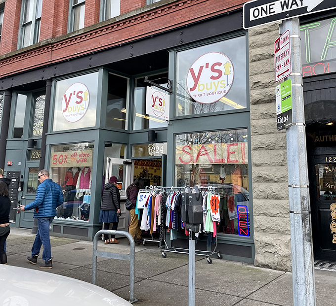 Y's Buys brings boutique vibes to thrift shopping! This charming storefront looks more like a trendy boutique than a secondhand shop.