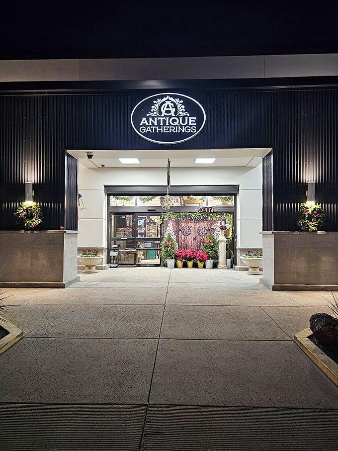 Evening elegance! Antique Gatherings lights up the night, beckoning vintage lovers with its warm, inviting glow.