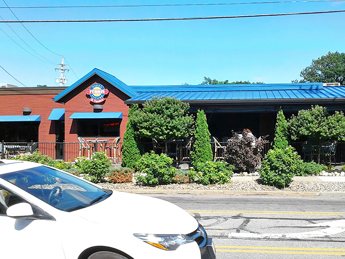 Bright blue roof, lush greenery &ndash; Ferris Steakhouse looks like the kind of place where everybody knows your name and your preferred doneness.
