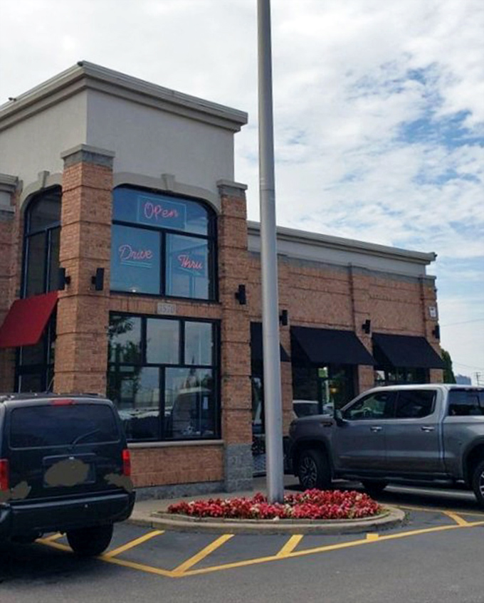 Clean lines, honest food - sometimes the best breakfast spots let their cooking do the talking.