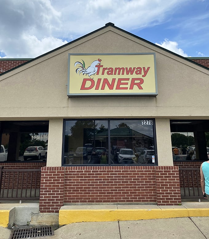 Brick and mortar never looked so inviting, especially when it's hiding homestyle cooking behind those doors.