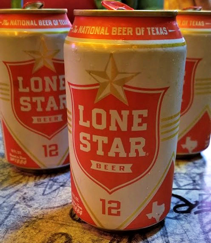 A cold beer lineup that pairs perfectly with that famous burger and live country music.