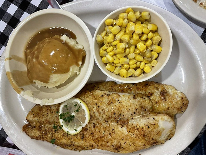 Perfectly seasoned catfish that tastes like it jumped from the lake to your plate. The corn side isn't playing second fiddle either.