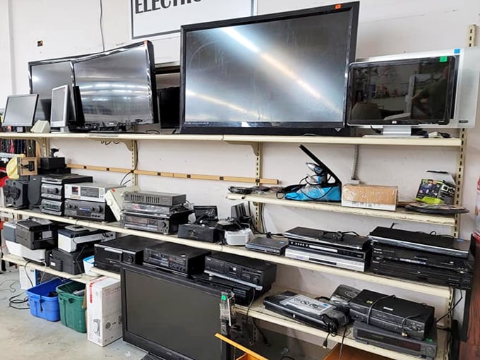 Yesterday's cutting-edge technology at today's bargain prices. One person's obsolete electronics are another's vintage tech collection starter kit.