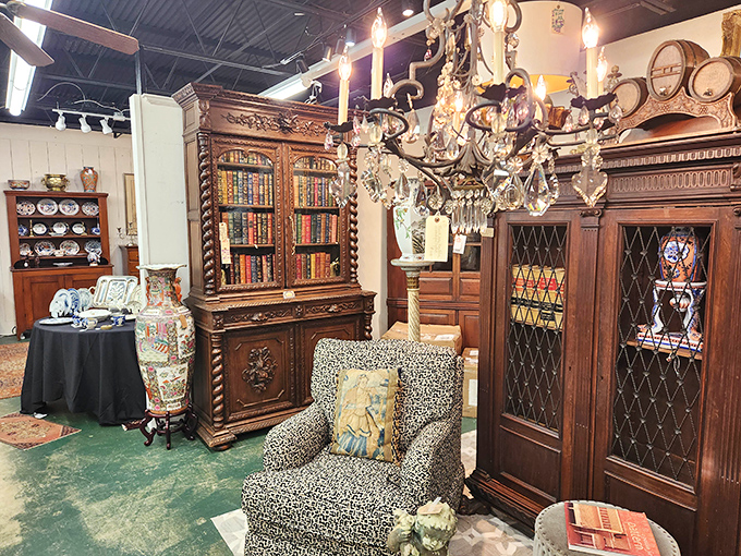 This magnificent bookcase has probably held everything from first editions to family secrets, now waiting for your story to continue. 