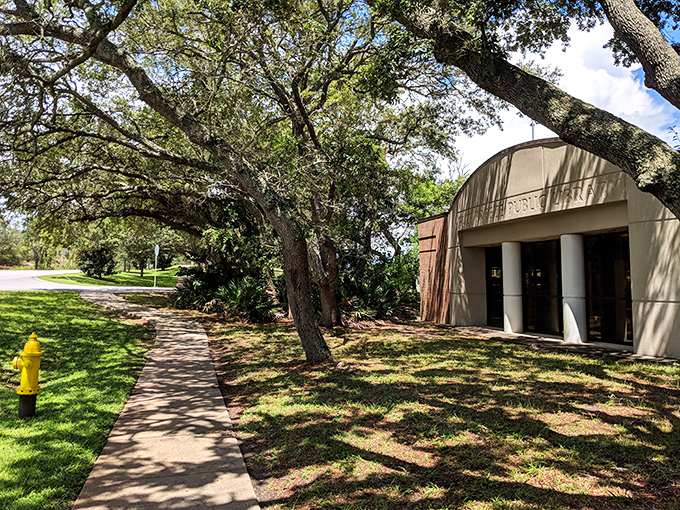 Tree-lined walkways leading to community spaces&mdash;Gulf Breeze's version of rolling out the green carpet. Small-town charm with big-time livability.
