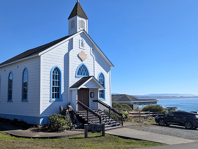 This little church has witnessed more breathtaking sunsets than most of us will see in a lifetime. Talk about divine real estate!