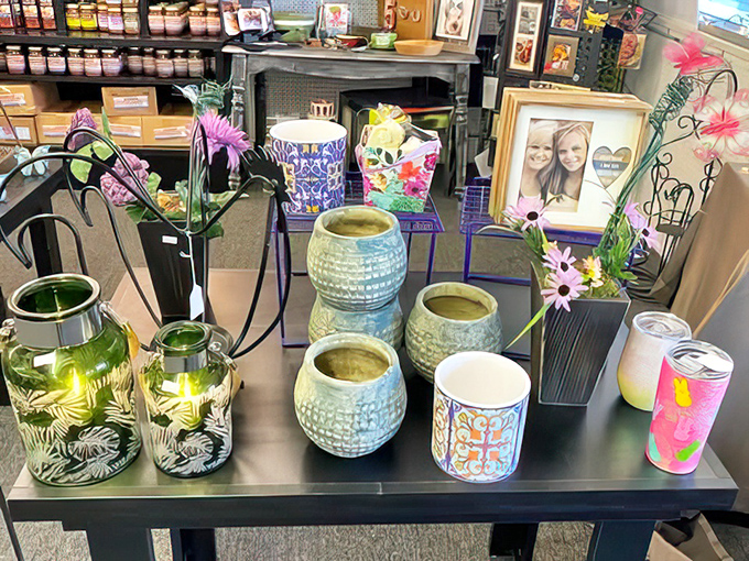 Home d&eacute;cor treasures wait patiently to add character and charm to living spaces across the First State.