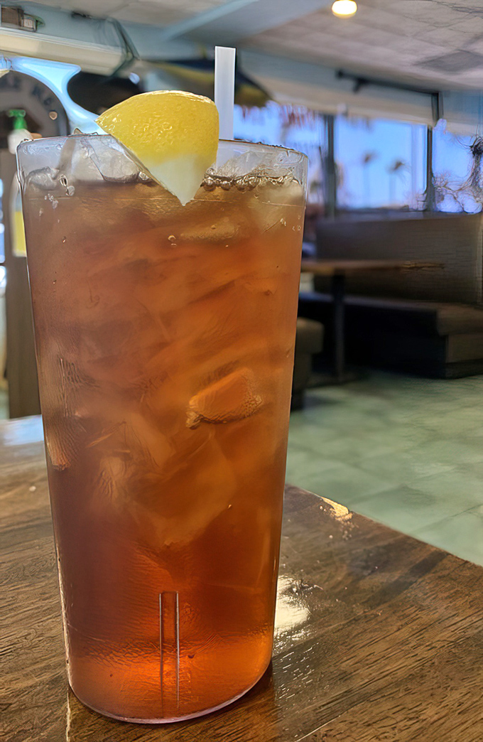 Sweet tea that flows like liquid Southern hospitality &ndash; the perfect partner for all that glorious seafood.