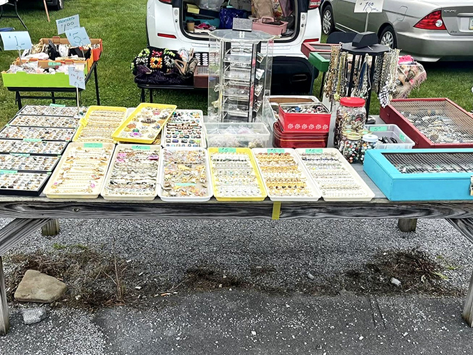 Jewelry displays that make your local department store counter look like it's not even trying&mdash;each tray a miniature treasure chest.