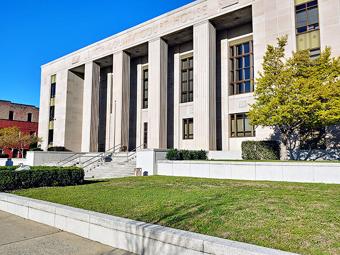 The Lenoir County Courthouse &ndash; where justice meets impressive columns. Government buildings just don't dress up like this anymore.