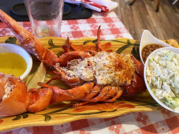 When lobster this magnificent arrives, even your diet throws in the towel and applauds.