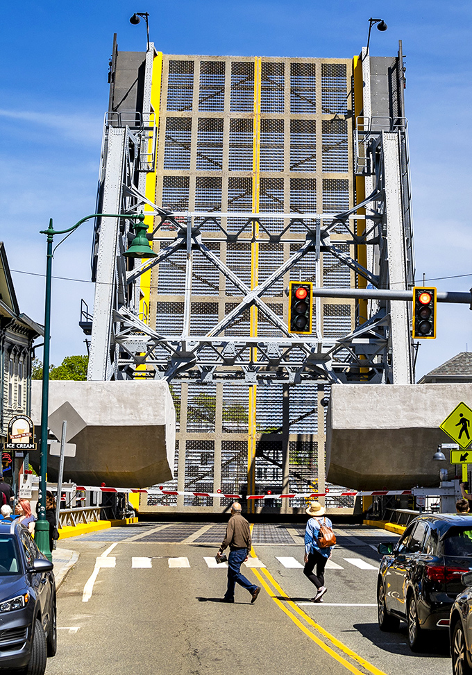 The Bascule Bridge isn't just infrastructure&mdash;it's performance art, rising majestically to let boats pass while pedestrians pause their day to watch.