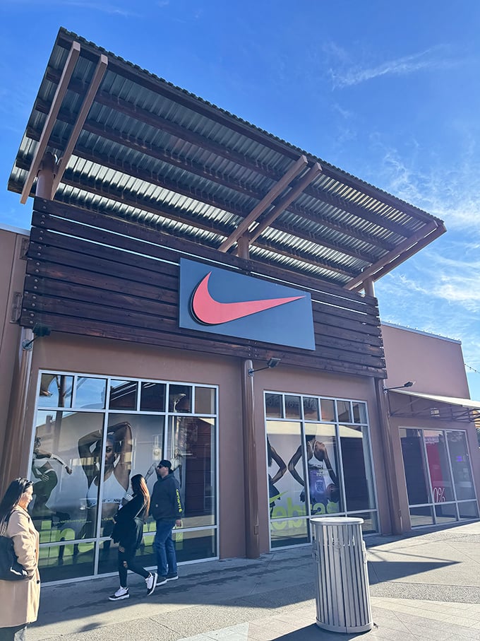 Nike's swoosh signals victory for your athletic wardrobe and defeat for high retail prices&mdash;a gold medal in the outlet shopping Olympics. 