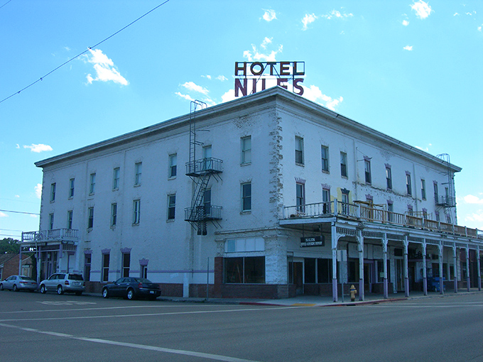 The historic Niles Hotel might not offer turndown service anymore, but its imposing presence tells stories of Alturas' more bustling past.