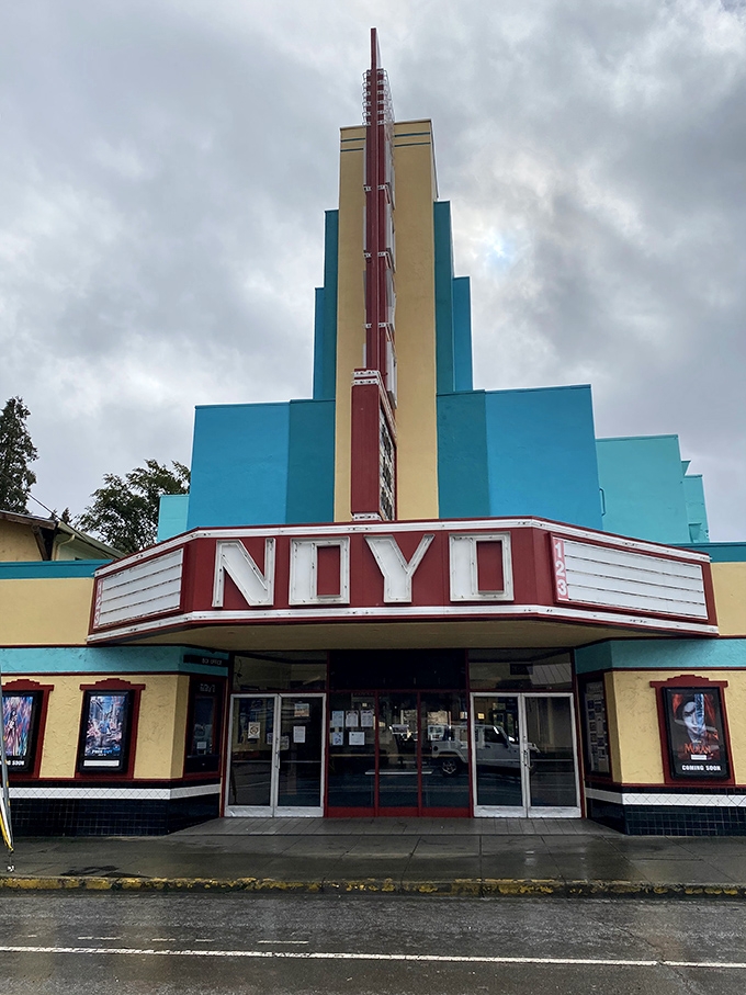 The Noyo Theatre's Art Deco fa&ccedil;ade promises movie magic the way it used to be&mdash;without seventeen previews and mortgage-sized concession prices.