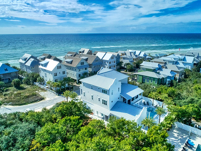 Architectural eye candy that makes you wonder if you've somehow teleported to a Mediterranean coastal village. Rosemary Beach's charm is undeniable.