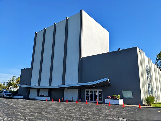 The Youngstown Playhouse delivers Broadway-caliber entertainment at community theater prices that won't break budgets.