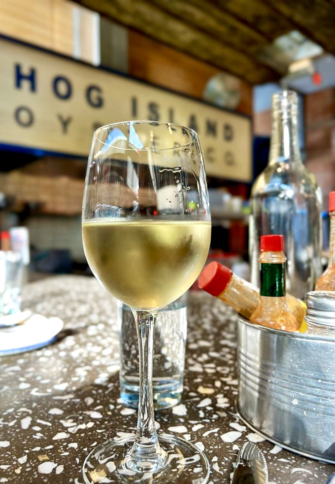 A glass of white wine that knows its job - making seafood taste even more spectacular.