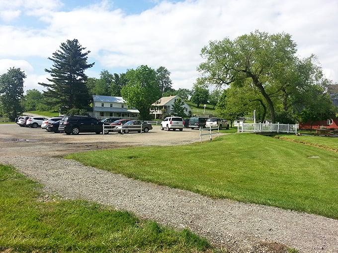 Simple white farmhouses surrounded by meticulously maintained grounds&mdash;Amish properties remind us that "less is more" wasn't invented by minimalist influencers.