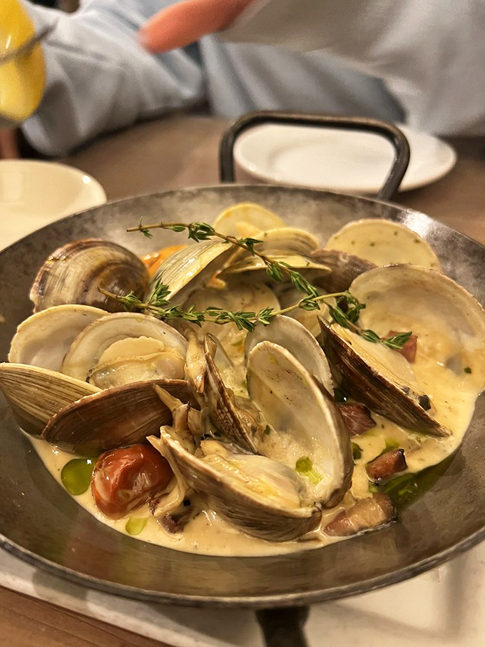 These clams are fresher than morning gossip and twice as satisfying to dig into.