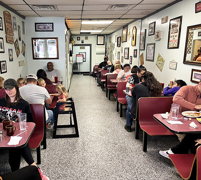 A packed house of happy diners &ndash; the universal sign that you've found a place worth writing home about.