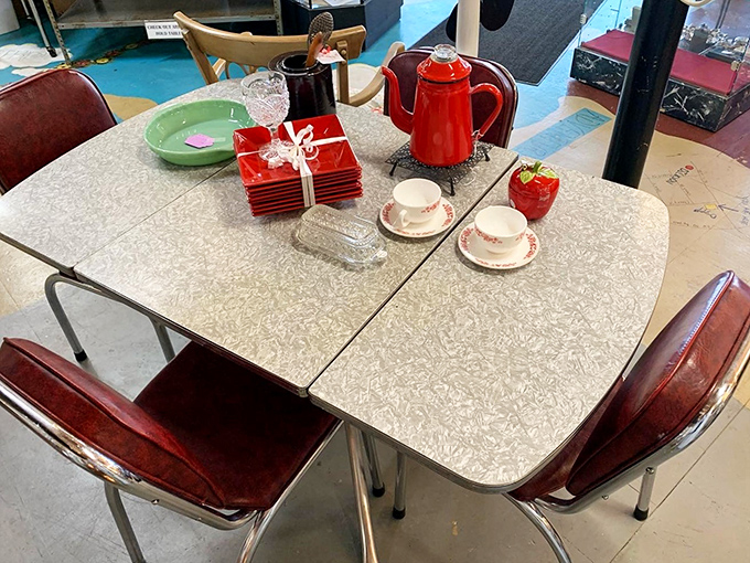 This retro dining set isn't just furniture&mdash;it's a time machine to family dinners circa 1965. Pass the meatloaf, would you?