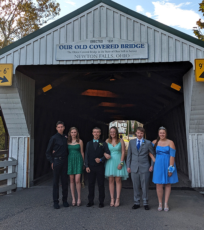 Special occasions find their perfect backdrop here – because nothing says "memorable moment" quite like 19th-century engineering dressed in white.