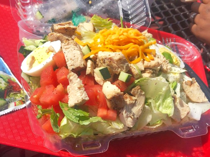 Fresh, colorful, and almost too pretty to eat—almost. This salad is what vegetables dream of becoming when they grow up.