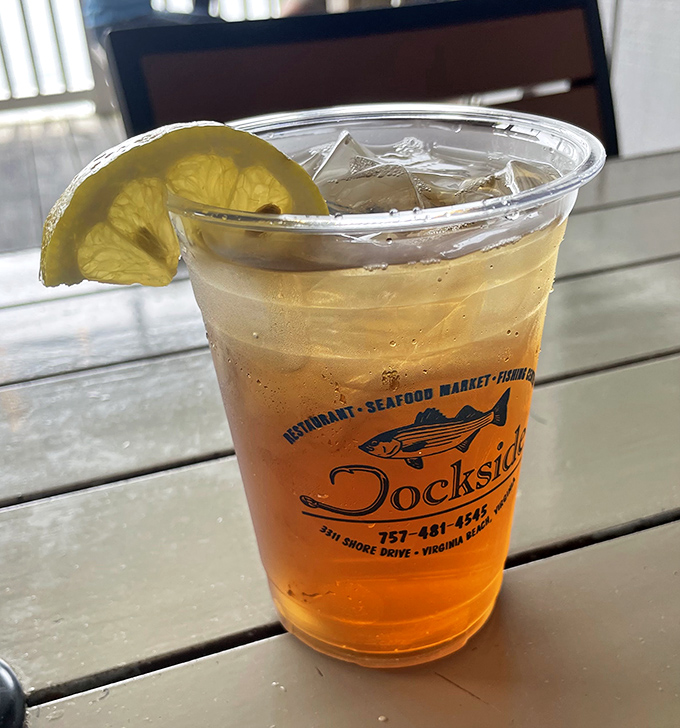 Even the iced tea comes with a view – served in a branded cup that reminds you exactly where this liquid refreshment should be enjoyed.